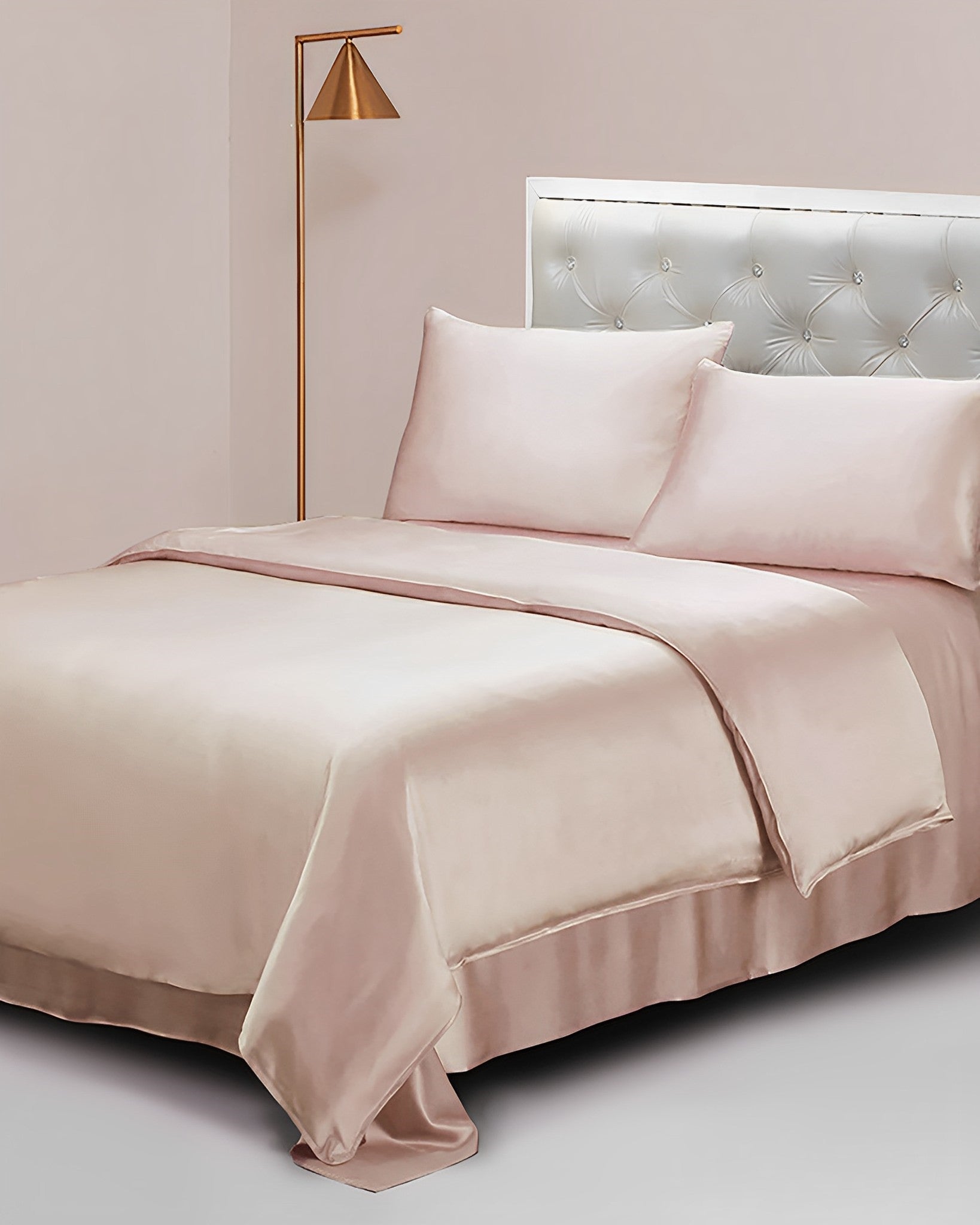 19 Momme Seamless Silk Bedding Set - 4Pcs...